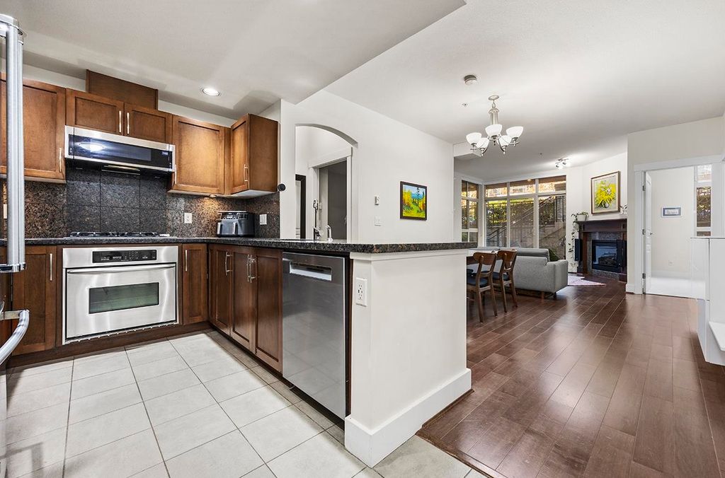 204 6333 Larkin DR Vancouver Vancouver For Sale, R3065762 - StrawHomes.com